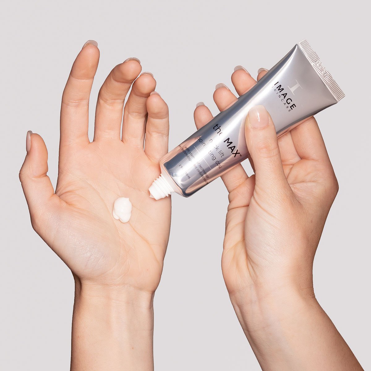 the MAX stem cell neck lift – Image Skincare Australia